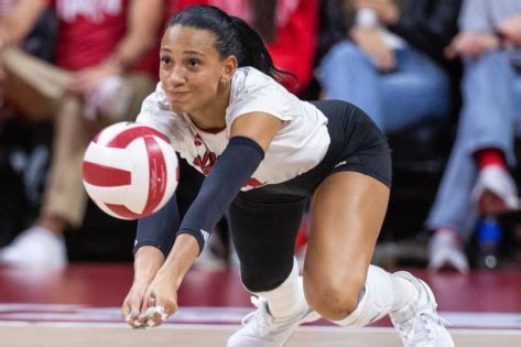 Harper Murray Forced To Recall Her ‘low Career Days As Nebraska