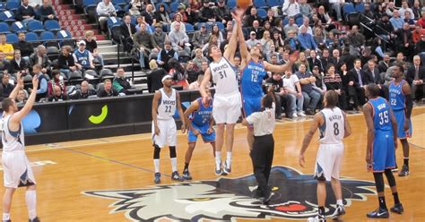 ~ Voted S 2010 Best Independent Sports Blog Thunder Defeat The