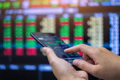 ลงทุนลดหย่อนภาษีเพื่อการออม ในตลาดหุ้นไทย คว้าโอกาสลงทุนกับการฟื้นตัวของเศรษฐกิจไทยอย่างมั่นคง