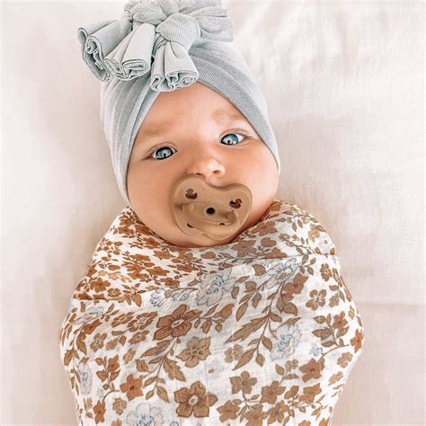Broderie Organic Muslin Wrap Swaddle Fox And Fallow
