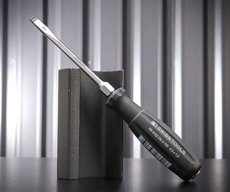 【楽天市場】日本正規品 Pbスイスツールズ スイスグリップ貫通式ドライバー マイナス 先端幅6 5mm 8102 Dn4 100 7610733286416 ：エヒメマシン 楽天市場店