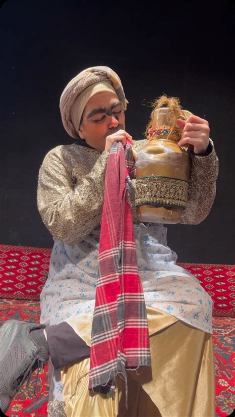 Neda Shamloo ‎با سپاس فراوان از استاددکتر میر علیرضا دریابیگی که این فرصت رو در اختیار ما