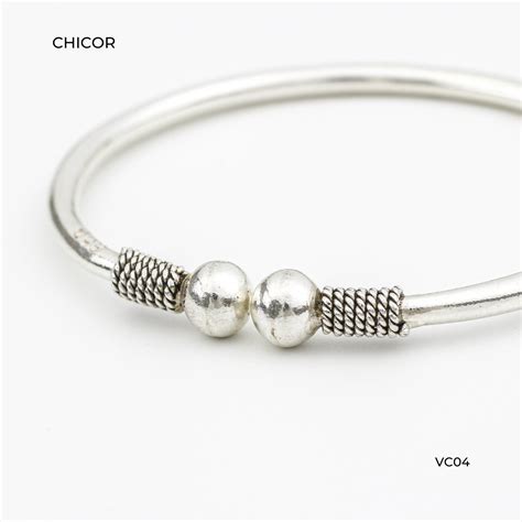 Simora Cuff Chicor