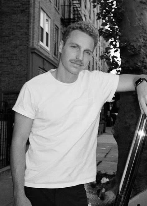 Rob Berry Photographer Profile Photos And Latest News