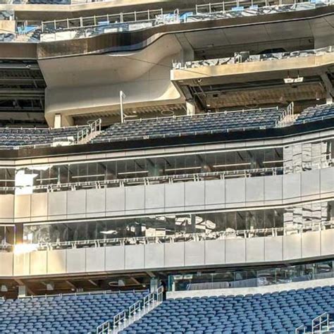 Sofi Stadium Giroux Glass