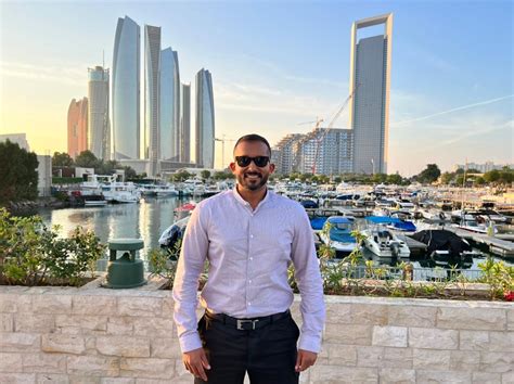Meetourteam Hector