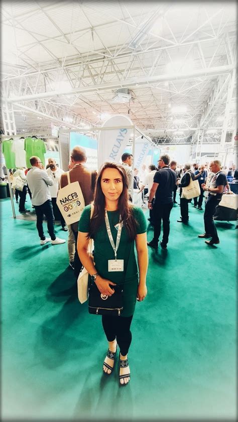 Sarah E On Linkedin Networking Financeindustry Exhibition