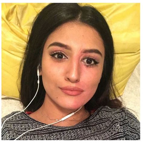 Acid Attack Survivor Posts Makeup Free Selfie To Give Others Hope Allure