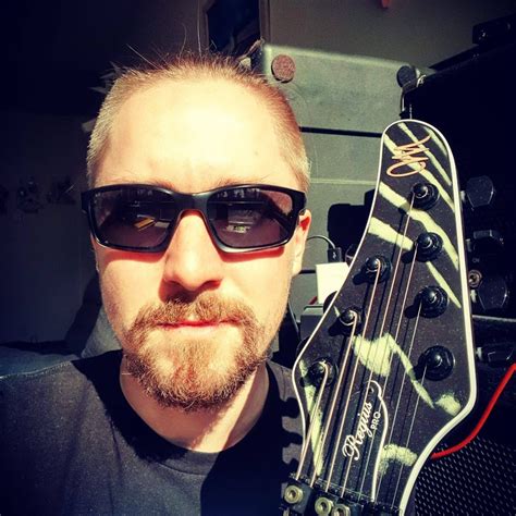 Aopolarm3lukm3v7xpoz2z3mexqewp9xmz9rrfkiyfuns900 C K C0x00ffffff No Rj