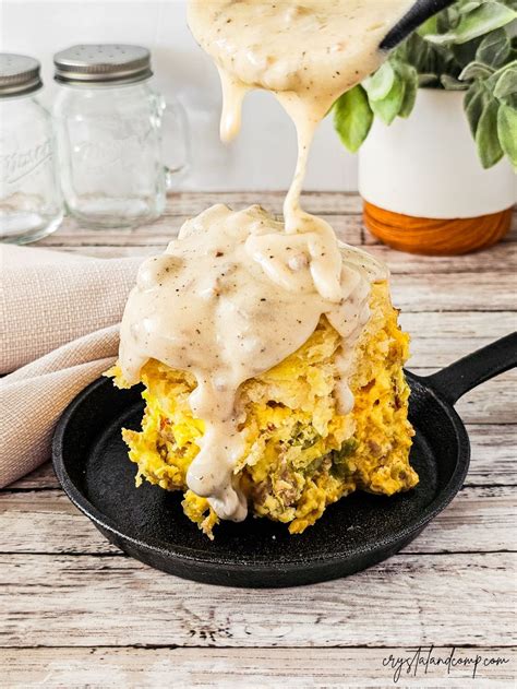 Crockpot Biscuit And Gravy Casserole Recipe Crockpot Breakfast