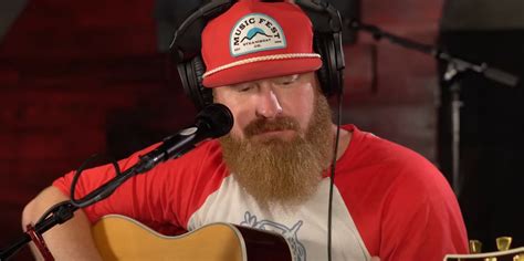 Country Singer Jake Flint 37 Dies Hours After His Wedding