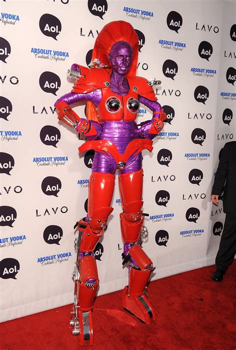A History Of Heidi Klums Epic Halloween Costumes Huffpost Entertainment