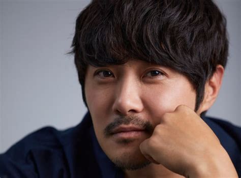 Kcm Returns With Signature Music In His 20th Anniversary Album Us Allkpop