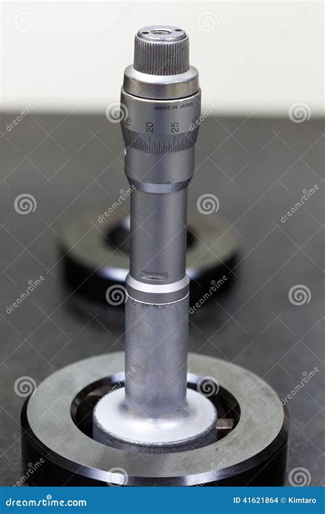 Calibration Surface Roughness Tester Machine With Gage Bloc Royalty Free Stock Image