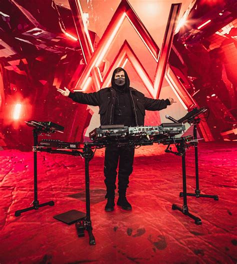 Alan Walker 全球首次跨时空演绎揭秘 Nio App精选 Nio蔚来官网