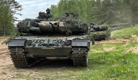 Polish Leopard 2pl Tanks Operating Near The Suwalki Gap Rpolandcentral