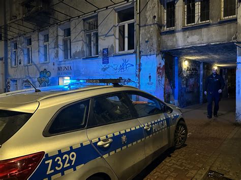 Brutalna Napaść W Warszawie Kobieta Zaatakowana Młotkiem W Głowę