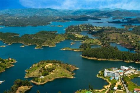 The 50 Most Beautiful Lakes In The World For Your Bucket List
