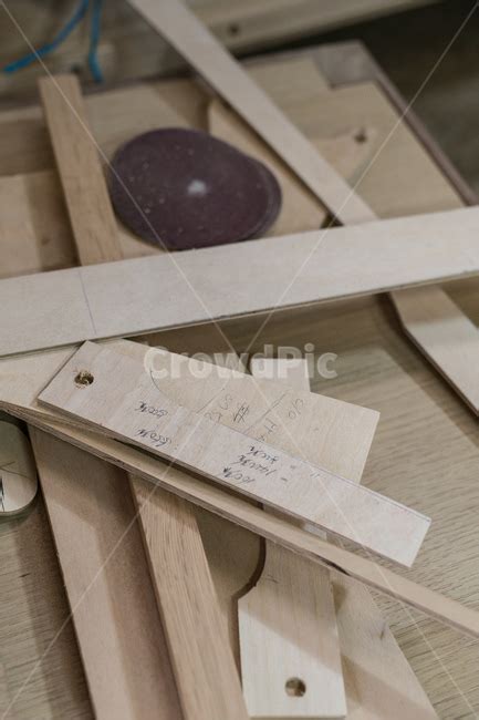 목재 목공 목수 전문직 기술자 사진이미지일러스트캘리그라피 미놀티안작가