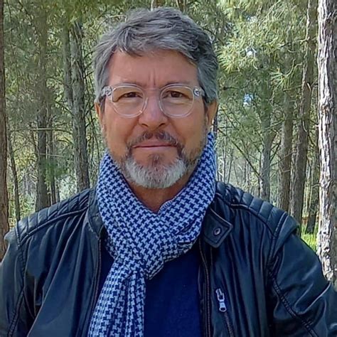 Vito Distante Artista