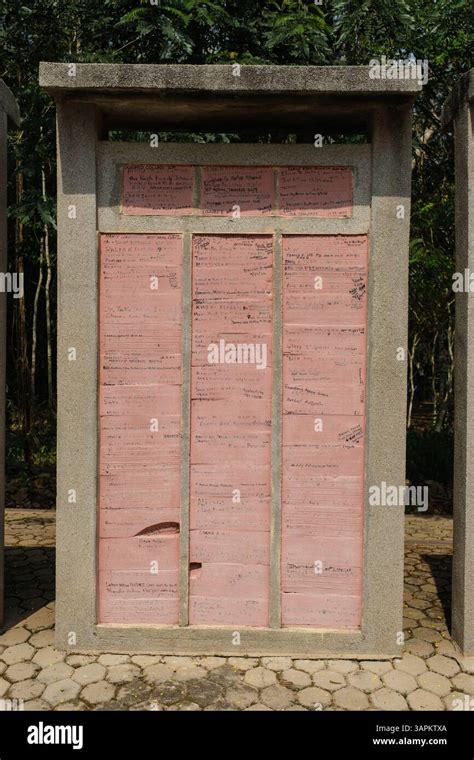Ghana Assin Manso Slave River Site Messages Inscribed By Visitors In