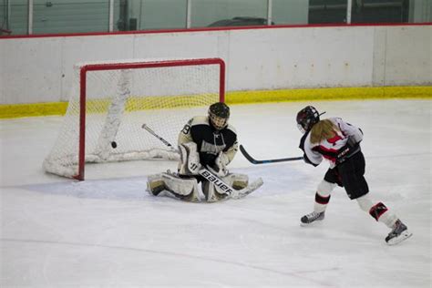 How To Score In Hockey Proven Tips To Boost Your Game Hockey Guides