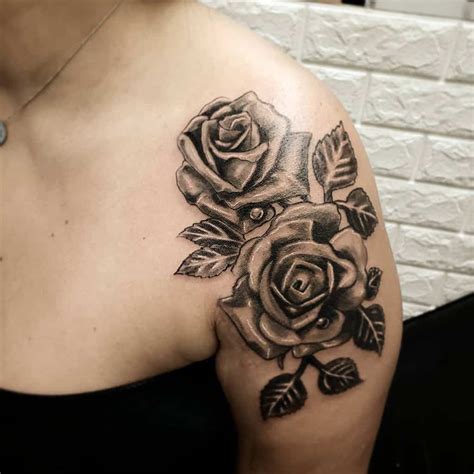 50 Cool Rose Shoulder Tattoo Ideas