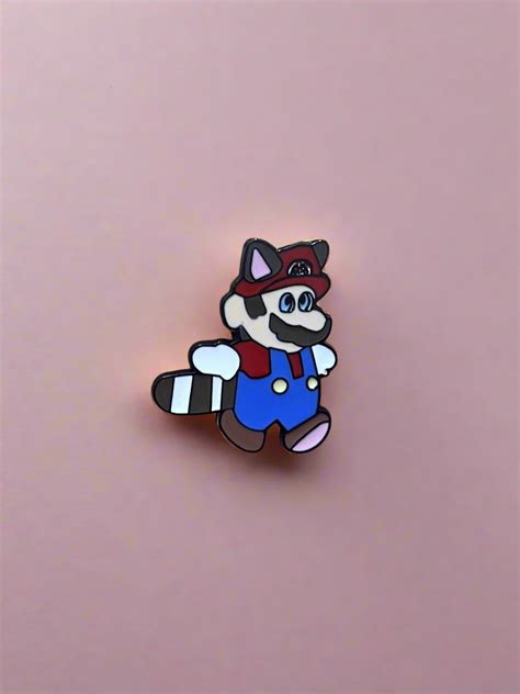 Mario Mapache Pinito Pins