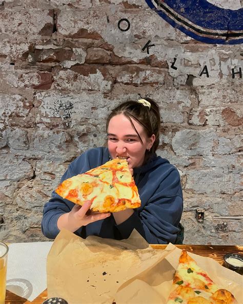 Mackenzie Mackenziemcdaniel • Instagram Photos And Videos