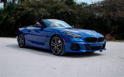 Bmw Z4 Roadster Review Pricing Photos And Specs