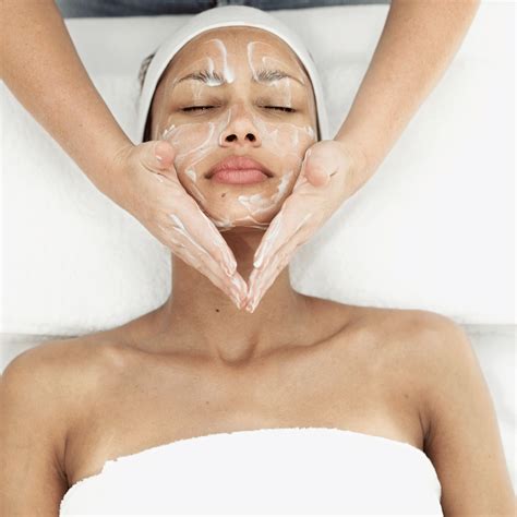 Express Facial Treatment Crystal Clear Skin Management