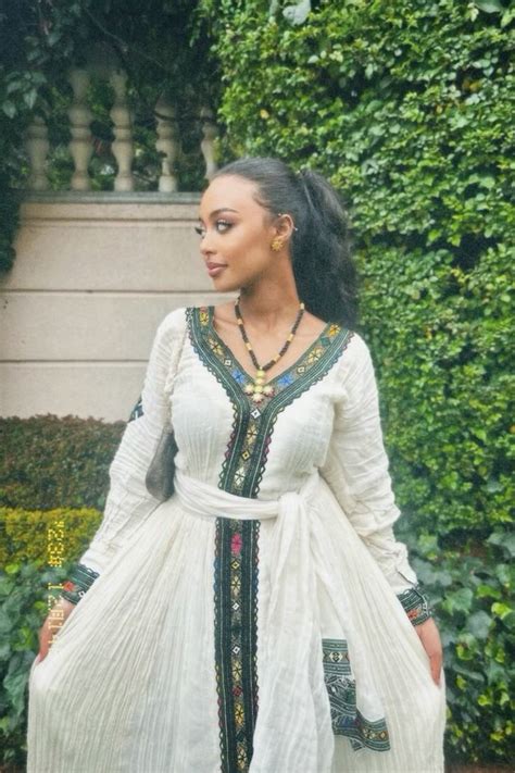 Ethiopian Dress In 2024 Ethiopian Dress Ethiopian Clothing Eritrean