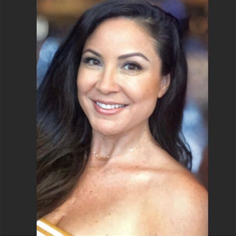 Iykyk Madeyoulook Dirty Crook Stole Your Mamas Pocketbookturned It