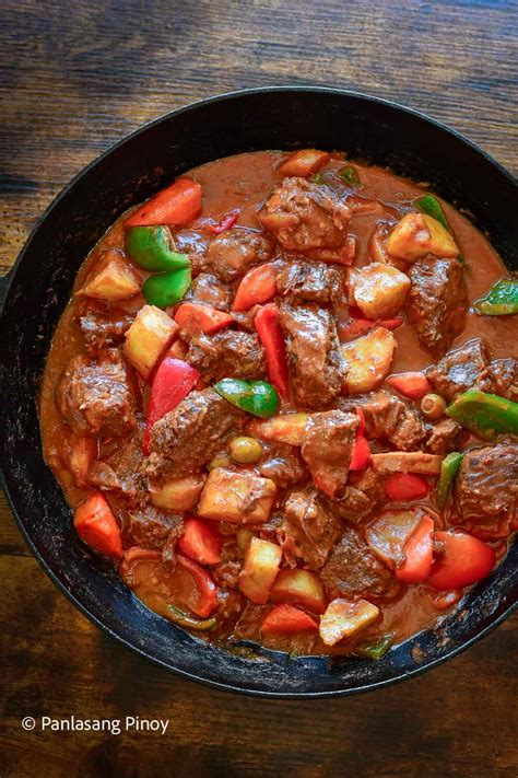 Best Beef Caldereta Filipino Recipe Kaldereta Wikipedia