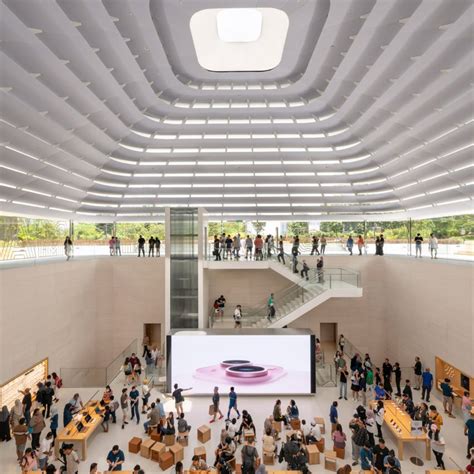 Foster Partners Unveils First Flagship Apple Store In India