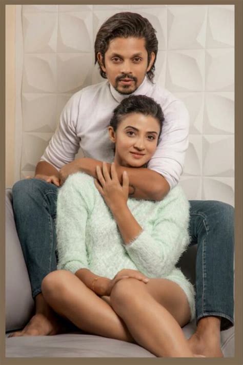 The Eternal Couple Suhasi Dhami And Jaisheel Dhami The Wedding Maantra