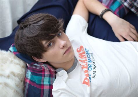 Ben K Model Agency Team・evviva｜東京の外国人モデル事務所 ティーム・エヴィーバ