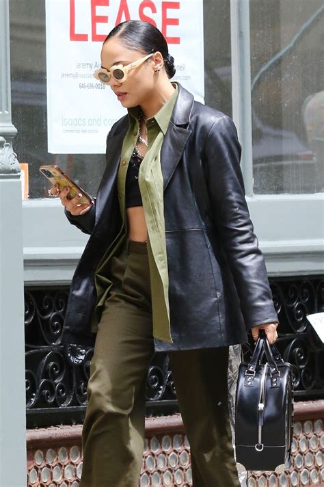 Tessa Thompson Street Style Shopping In Manhattans Soho Area 0511