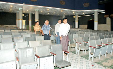 ဒုတိယဝန်ကြီး ဦးရဲတင့် အမျိုးသားစာပေတစ်သက်တာဆု စိစစ်ရွေးချယ်ရေး အဖွဲ့ဝင