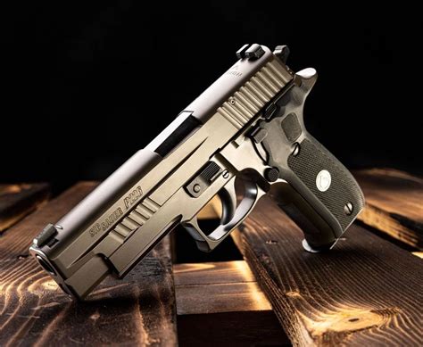Sig Sauer P226 Vs P229 Two Of The Best Pistols Side By Side