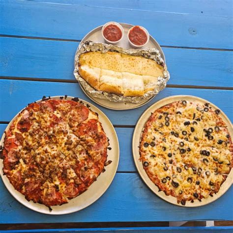 Best Pizza In Orange Beach Al Gulf Coast Journeys