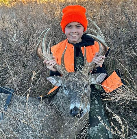 Callaway County Hunters Kill Over 1 600 Deer For Opening Weekend Jefferson City News Tribune