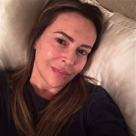 Alyssa Milano Shares No Makeup Instagram Selfie On 52nd Birthday