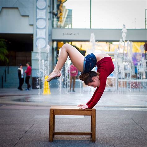 Sofie Dossi | Gymnastics photography, Dance photography poses, Gymnastics poses