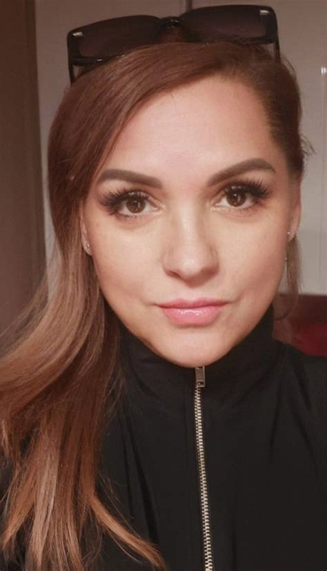 Galerie Dojemná Slova O Ivetě Bartošové Byla Uzavřená A Strašně Se Bála Vzpomíná Magda Malá