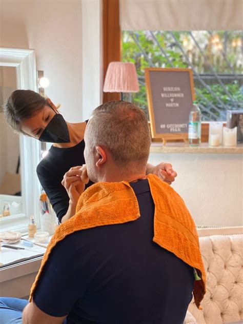 Kerstin Thierschmann Wenn Make Up Zu Kunst Wird Fem{me}space