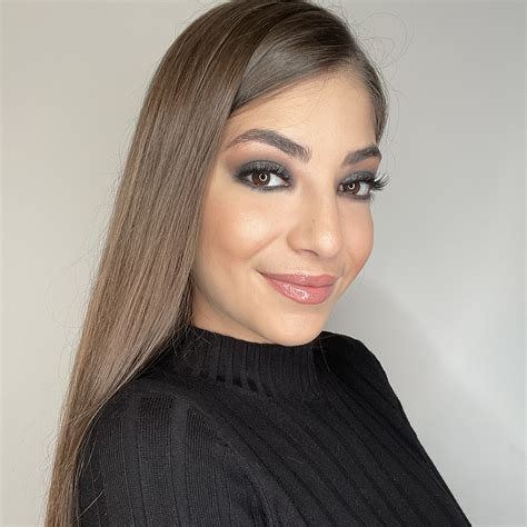 Yasmine Yasminevessoya On Linkme