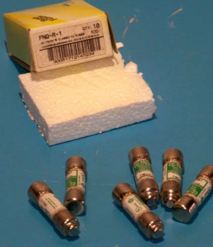 Fnq R 1 Bussmann 1 Amp 600 Volt Classcc Fuseslot Of 6 Ebay