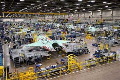 Lockheed To Cut 200 Jobs At Fort Worth F 35 Assembly Plant Kera News