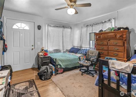 1051 And 1053 E 34th St Tacoma Wa 98404 Redfin